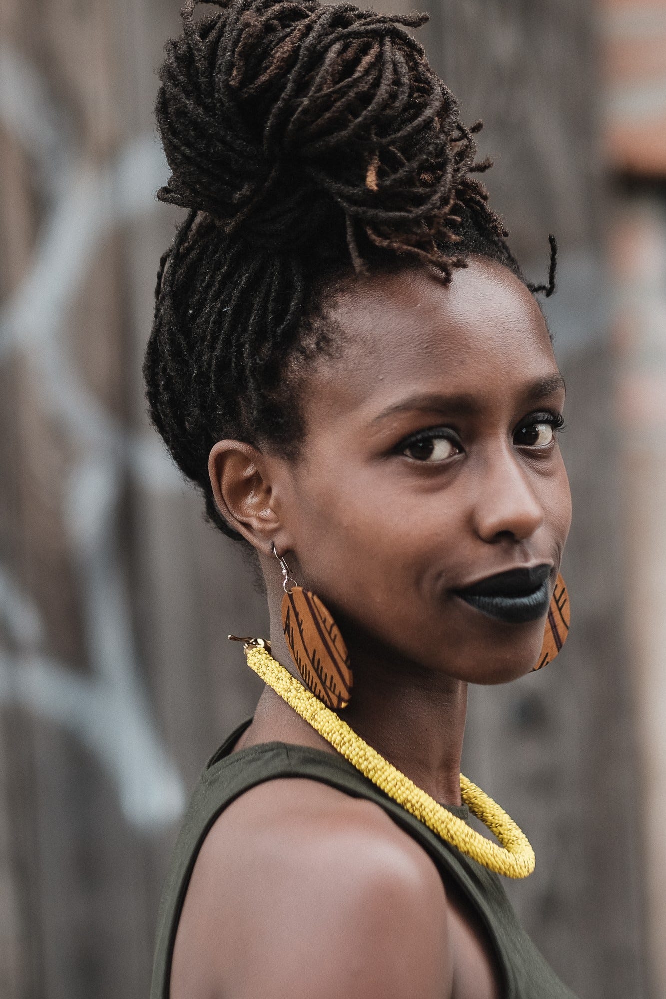 Poetry – Mr. Well-Travelled